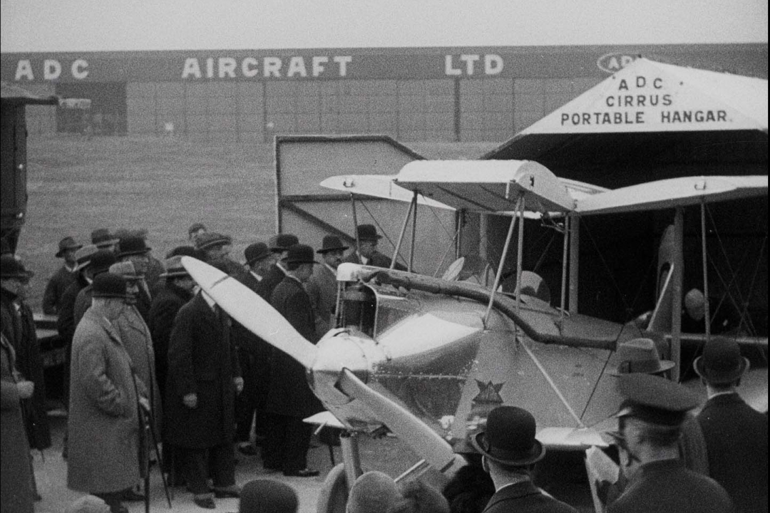 Topical Budget: King Amanullah at Croydon Airport, Croydon (1928 ...