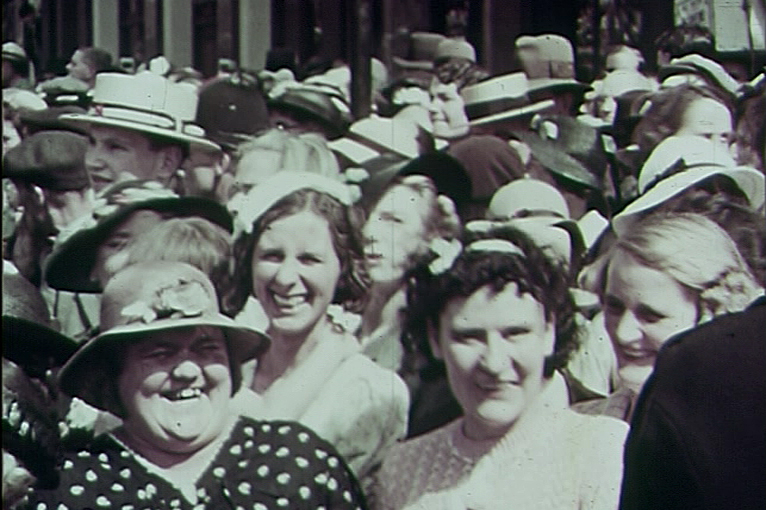 Queen Mary Visits Wandsworth – London's Screen Archives – Title